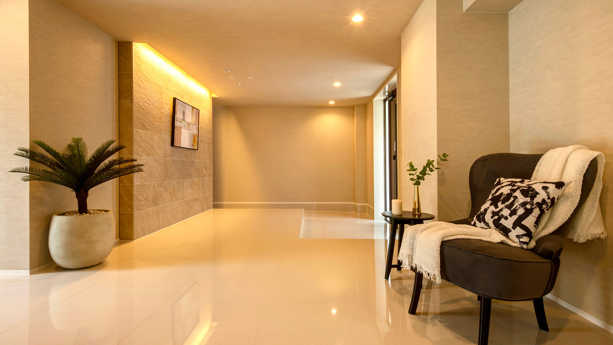 ギャラリーのようなエントランスホール | T.E.M interior design & renovation